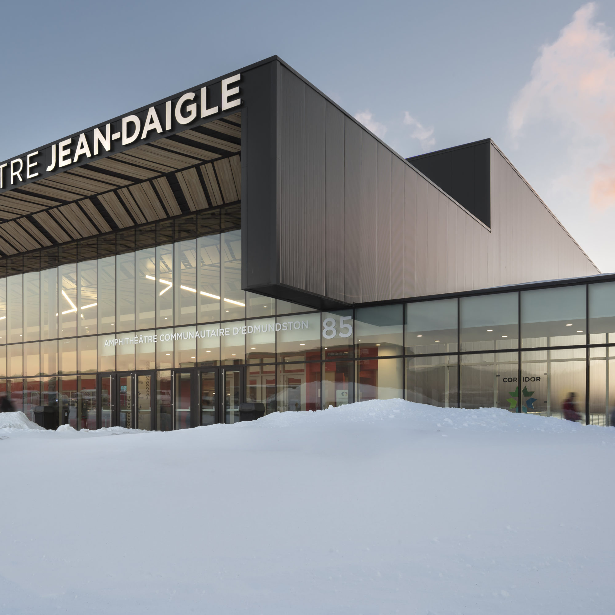 CENTRE JEAN-DAIGLE » Lainco | Spécialistes des charpentes d'acier sur ...